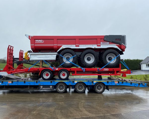 Our Brand New Robotic Chassis Welding Bay! | McCauley Trailers