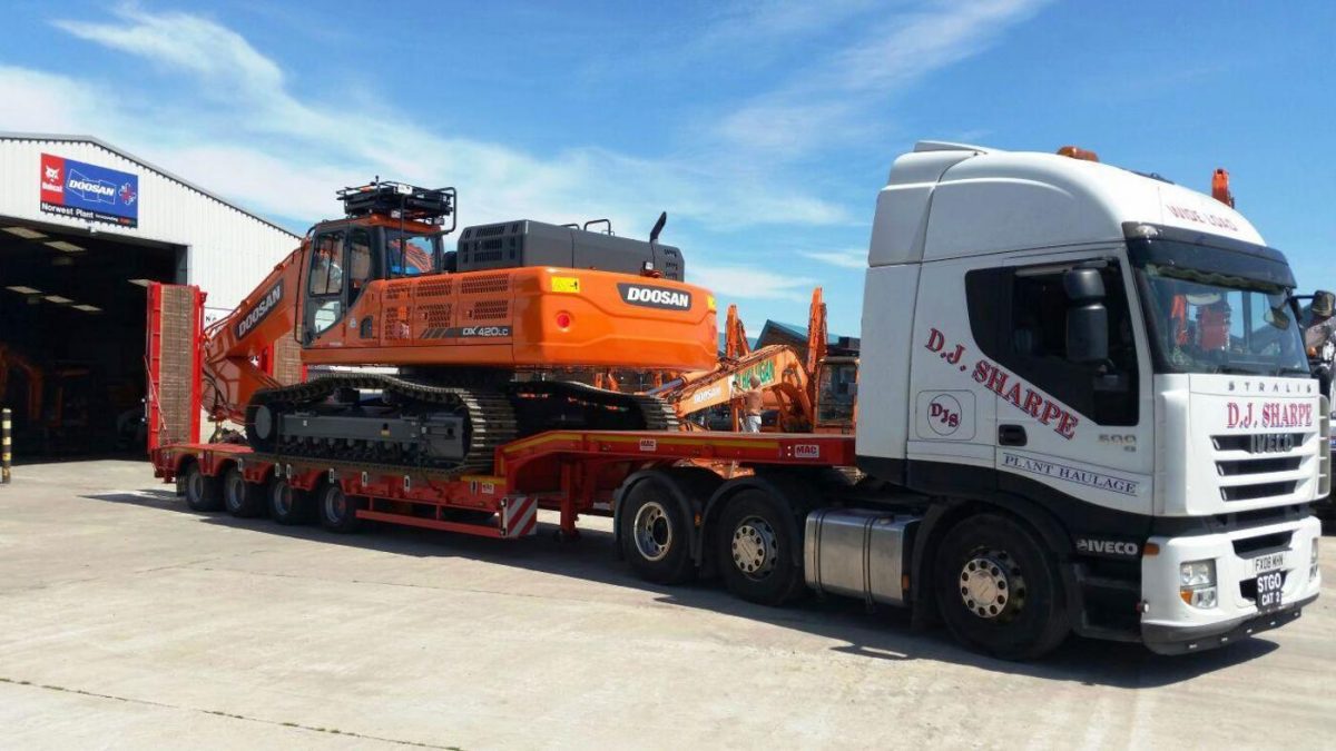 4 Axle Low Loader | 68T Stepframe | McCauley Trailers